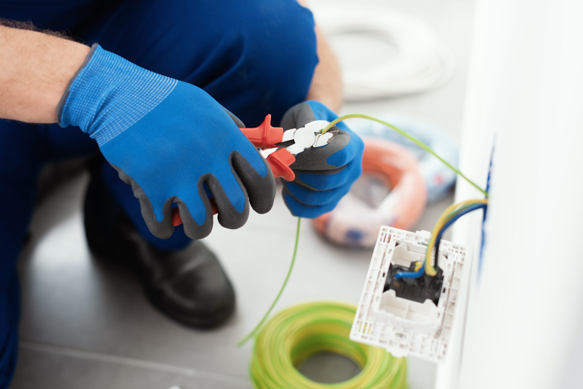 London Electric: Electrical & Gas Services in London, ON - Over 50 ...